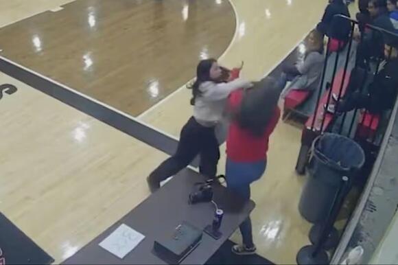 Astonishing footage shows brawling moms spill onto court and interrupt ...