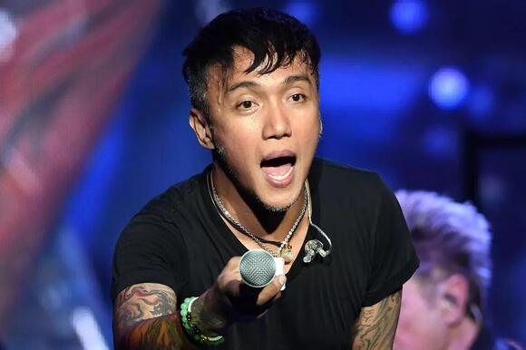 Why These Huge Rock Stars Never Went Solo - NewsBreak