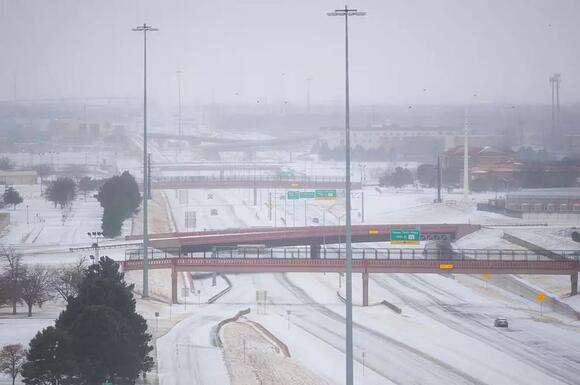 Texas Braces for Massive Winter Storm, Snow and Ice Likely - NewsBreak