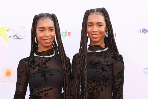 The Combs Twins Jessie and D’Lila Shine On Prom Night - NewsBreak
