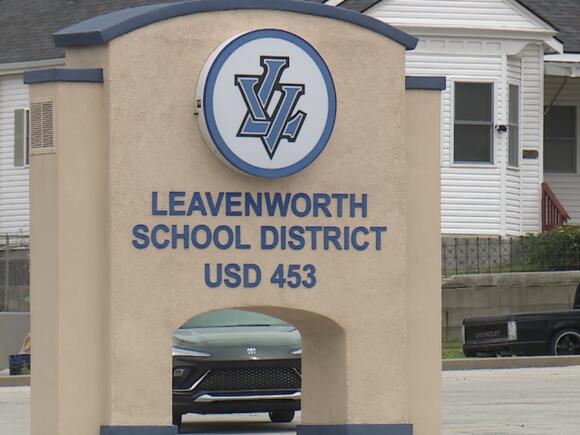 Court docs: District employees knew of Leavenworth teacher issues since ...