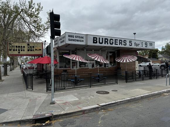The Biz Beat: San Jose’s Burger Bar is a 1950s classic