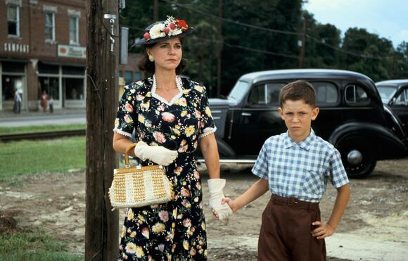 Remember Michael Conner Humphreys? The young actor from 'Forrest Gump ...