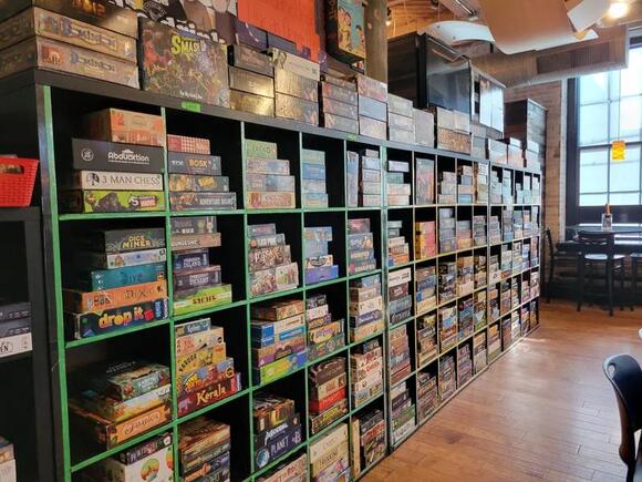 Roaming St. Louis: Board game café puts all the 'Pieces' together ...