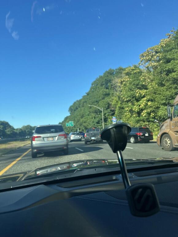 One person injured after three-car crash on I-291 in Springfield ...