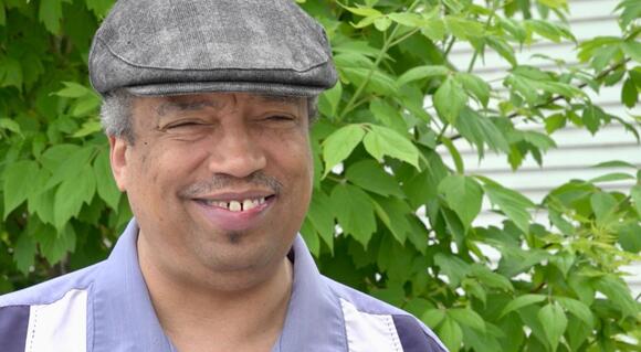 Kenoshans divided on importance of 'No Mow May' - NewsBreak