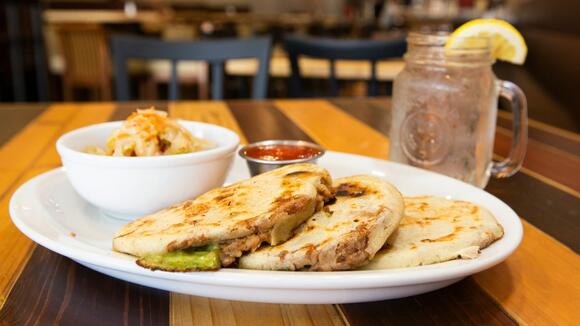 20 Foods That Instantly Reveal Where Someone Grew Up - NewsBreak