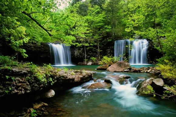 Governor Sanders Adds New State Park to Arkansas’s Treasures - NewsBreak