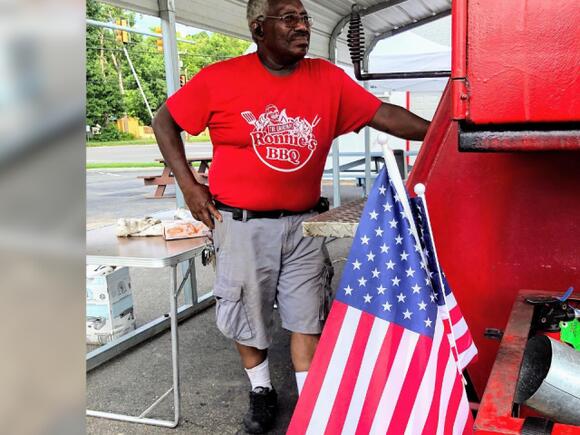 Virginia barbecue boss Ronnie Logan wins 'Best Chef” at Chicago BBQ event