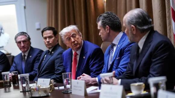 Trump has 'a lot to hide from' with admin problems 'all closing in ...