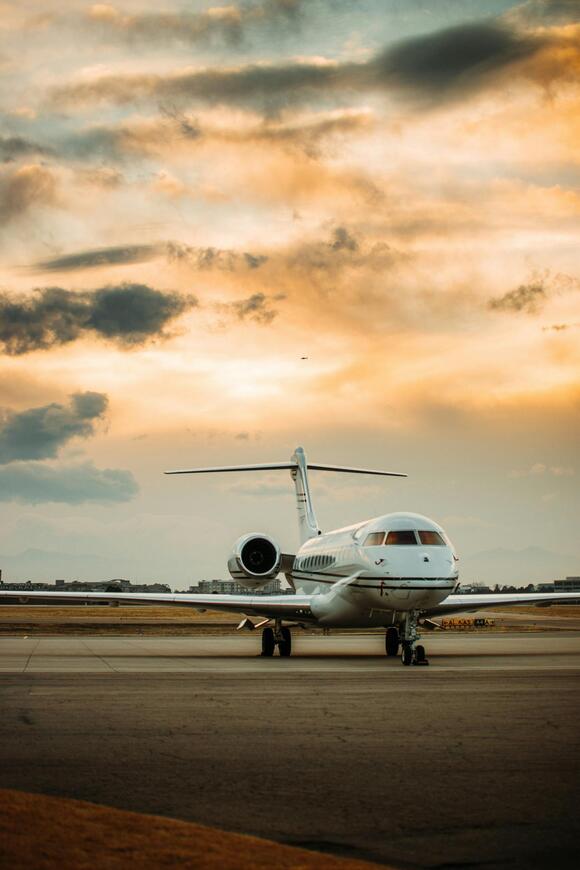 Why Was Elon Musk's Jet In Bozeman? - NewsBreak