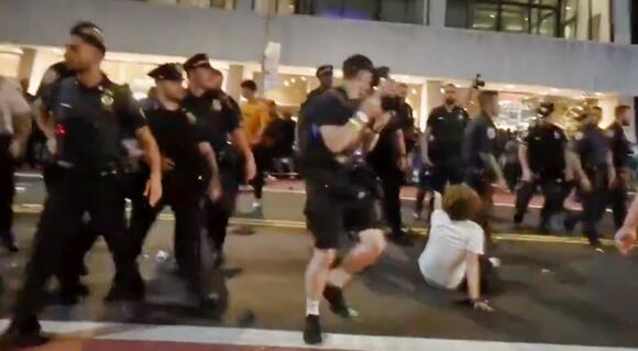 Knicks Fan Brutally Curb-Stomps Spurs Fan After Game 3 — Police ...