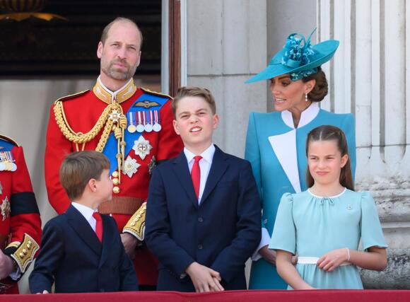 Lip Reader Reveals Kate Middleton’s One-Word Command to Prince Louis at ...