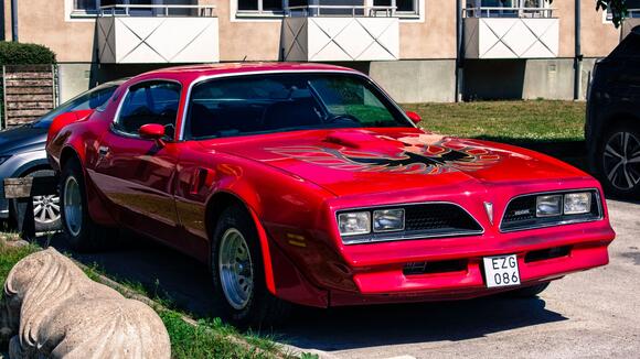 These American-Made Muscle Cars Revolutionized The Industry - NewsBreak