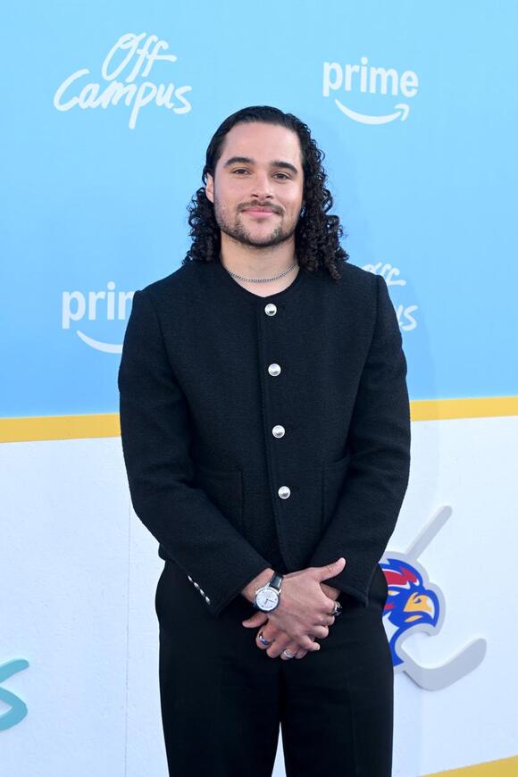 Who Are The ‘Off Campus’ Cast Members Dating In Real Life? Breaking ...