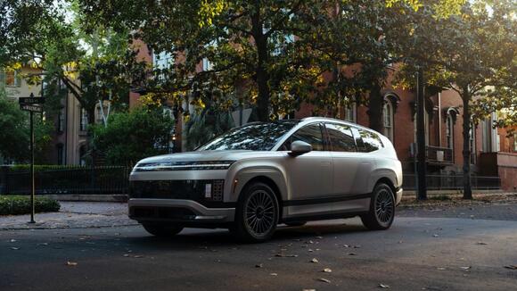 These 7 EV SUVs Set the Top IIHS Safety Standard for 2026 - NewsBreak