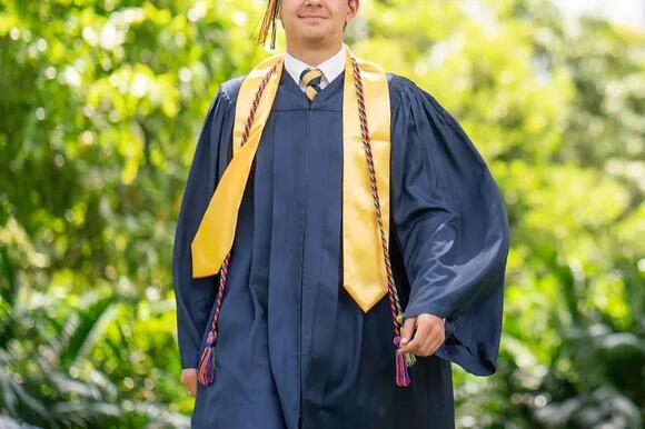 Adopted Teen Wonders If He’s Not His Parents’ ‘Real Child’ After ...