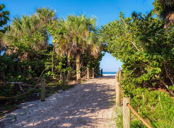 These Are the 50 Hottest Beaches in the US - NewsBreak