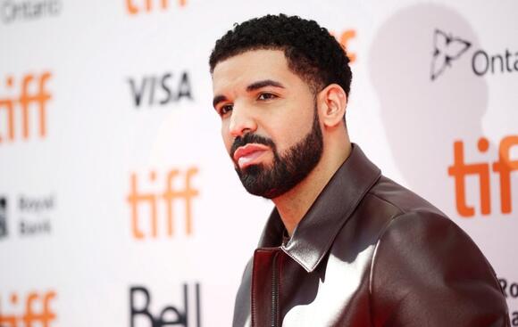 Fans Think Drake's Secret Instagram Burner Account Just Got Exposed ...
