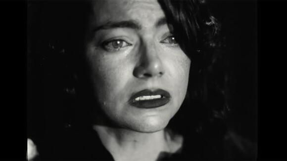 Emma Stone Tries to Smash Her Way Out of a Tech Problem in Squarespace ...