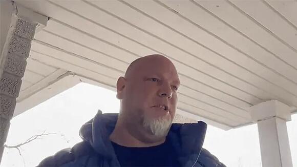 Secret Service visits mom who posted she wants trials for Trump ...