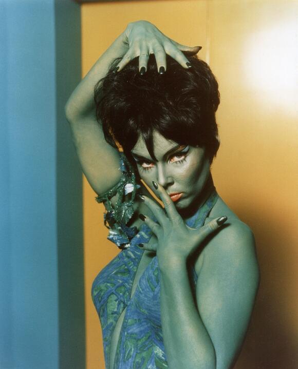 The Many Loves of 'Batgirl' Star Yvonne Craig: A Look Back 10 Years ...