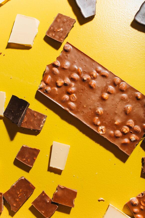 Lindt’s New Chocolate Bar Has Fans Comparing It to Dubai Chocolate ...