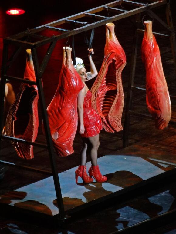 Edible Fashion: Dresses Made of Chocolate and Meat (Really) - NewsBreak