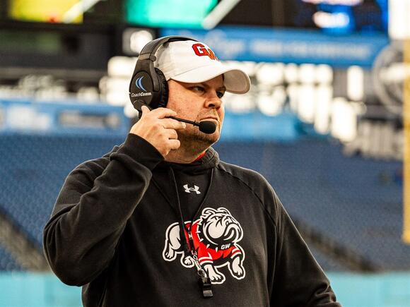 Toledo football announces additions to new coaching staff - NewsBreak