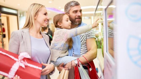 Bottom 80% now at the smallest slice of US spending - NewsBreak