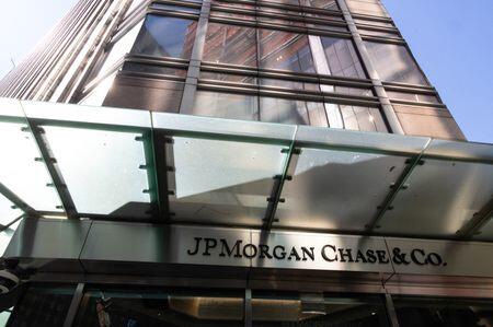 JPMorgan asks staff to return to office five days a week, prompting ...
