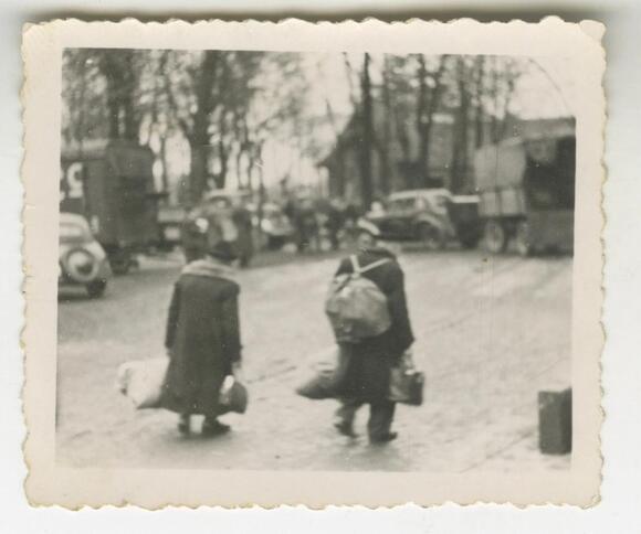 Secret photos of Jews being deported by Nazi Germany during the ...