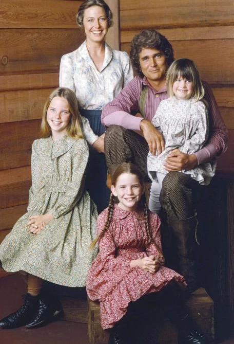 Melissa Gilbert Introduces New Laura Ingalls For Netflix’s ‘Little ...