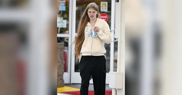 Elon Musk's Baby Mama Drama: Tesla Billionaire Claims He’s Filing for ...