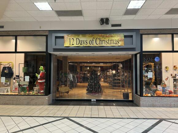 Seasonal Christmas Store Opens This Weekend at Eastridge Mall - NewsBreak