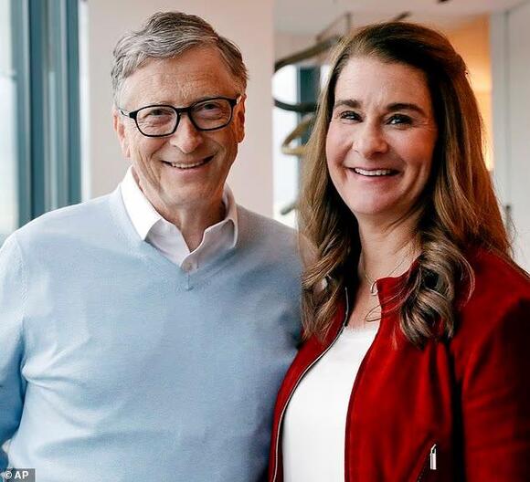 Bill Gates' desperate scramble to save face after damning Epstein ...