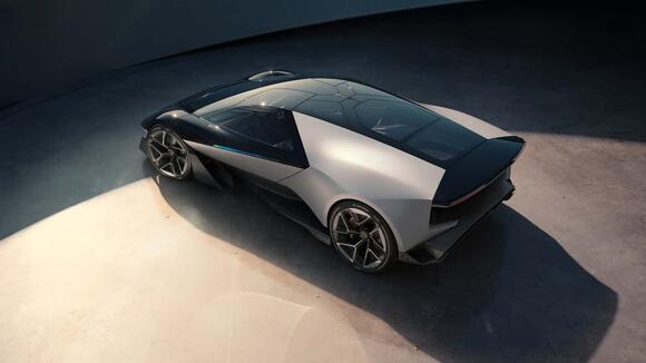 Lotus Believed 'EVs Could Be The Future,' But Has Reconsidered - NewsBreak