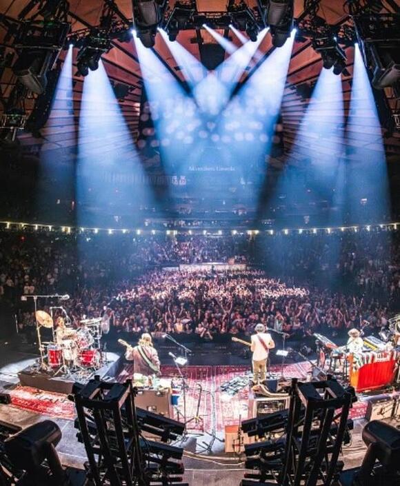 Rock band playing at Madison Square Garden when fan, 51, plunged to his ...
