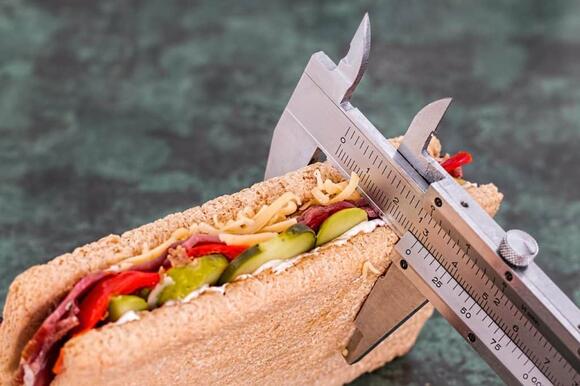 Yes, You Can Lose Fat Eating 2,500 Calories a Day-Here's How - NewsBreak