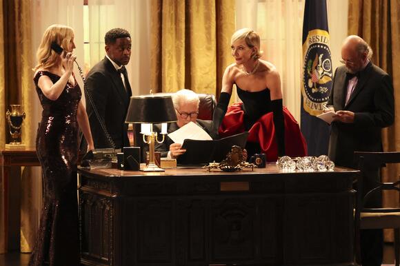 "President Dad And His Children": People Absolutely Adored "The West ...