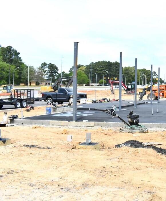Construction starts on future Texas Roadhouse - NewsBreak