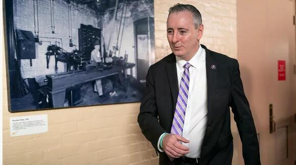 GOP lawmaker gets engaged to Fox News reporter Jacqui Heinrich - NewsBreak
