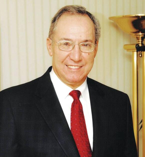 Sandy Insalaco to receive Titan in Industry Award - NewsBreak