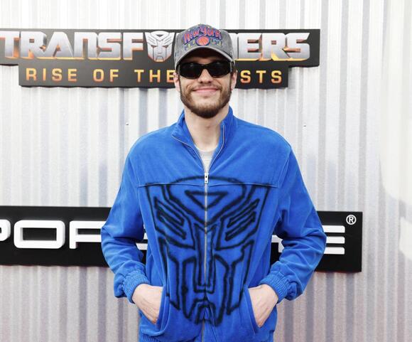 Pete Davidson Recalls Being a ‘Big Drug Addict,’ Says Smoking Weed Gave ...