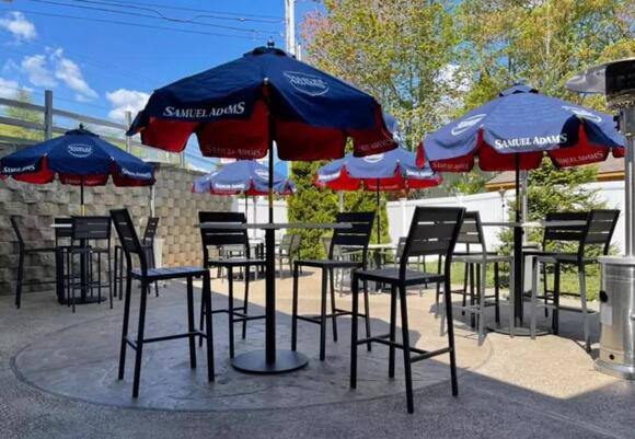 New Fish and Chicken Restaurant Opens in Derry - NewsBreak