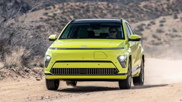 The Hyundai Kona Electric Is Not Getting A 2026 Model. Here's Why ...