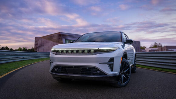 Jeep Pauses Wagoneer S EV for 2026 as Sales Stall, Plans Updated ...