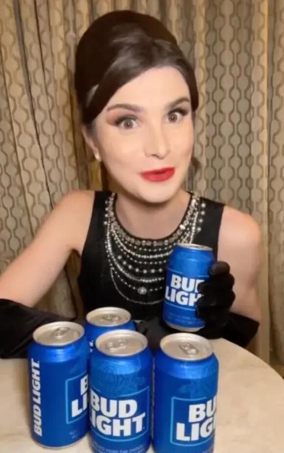 Expert praises Bud Light’s relatable Shane Gillis Super Bowl ad as brand tries to recover from ...
