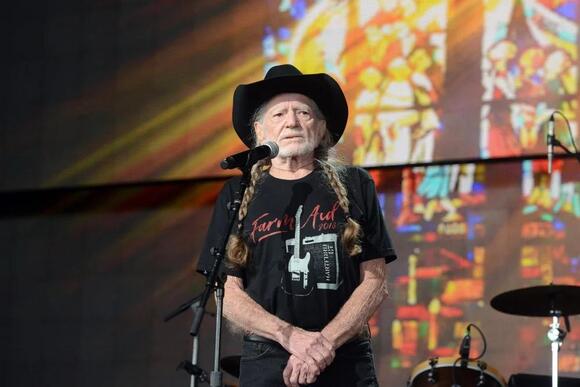 Willie Nelson's Net Worth 2025: A Country Music Icon & His Shocking ...