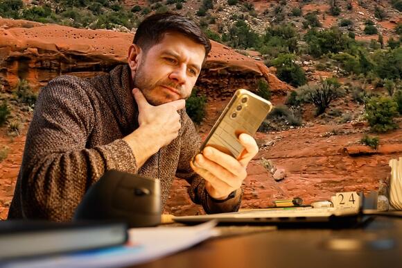 What Does The Orange Dot Mean On Your Smartphone? - NewsBreak